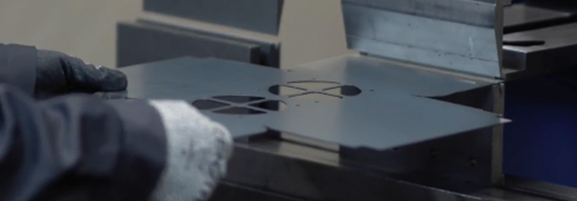 Pliage de métal : un service réalisé par des pros | Synertek